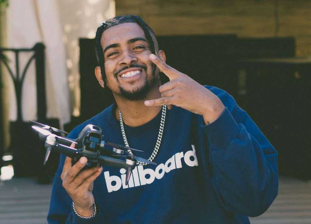 Meet Toronto’s talented and popular photographer/videographer ...